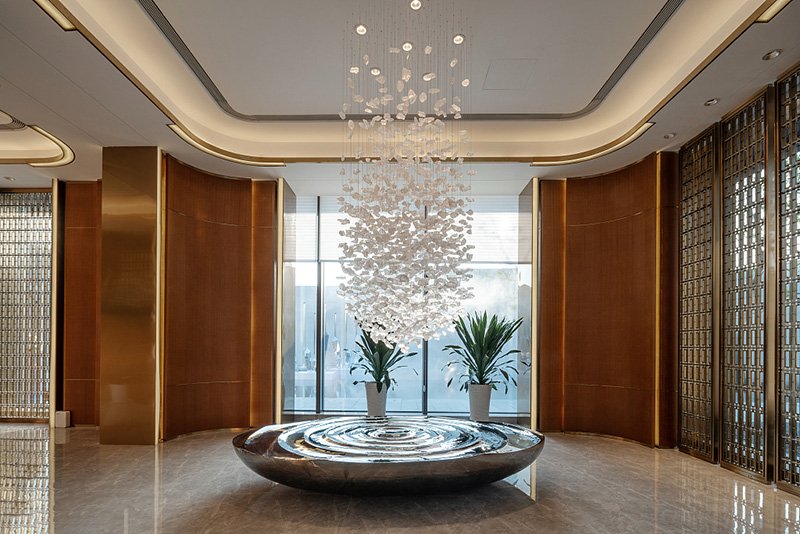 Indoor Large Sculptures: Redefining Modern Interior Spaces